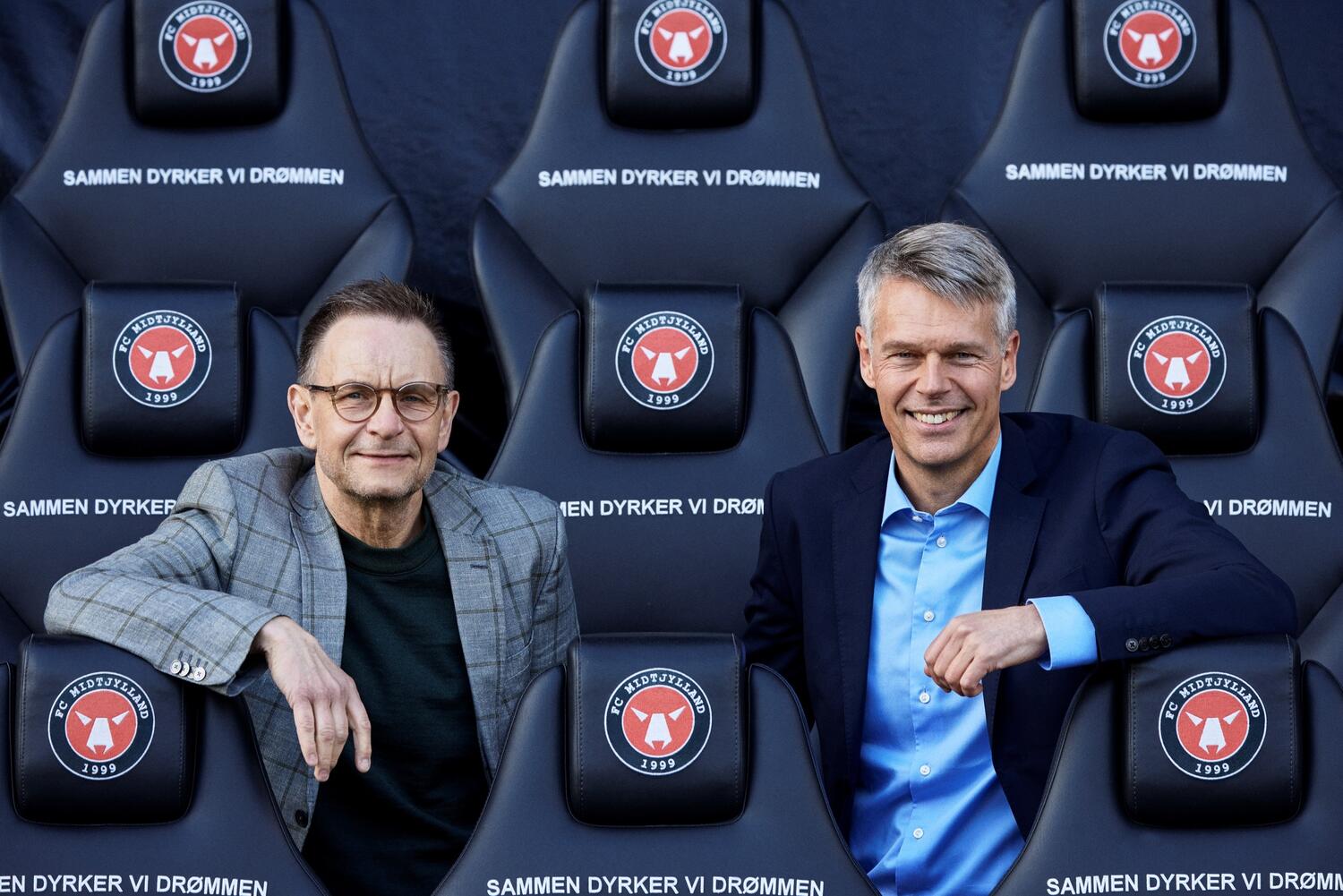 Ny bog om de danske mestre - TV MIDTVEST Plus Ny bog om de danske mestre - TV MIDTVEST Plus